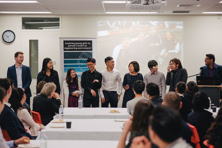 About Us – Robogals